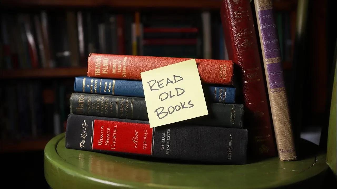 8 Tips for Becoming a Better Reader