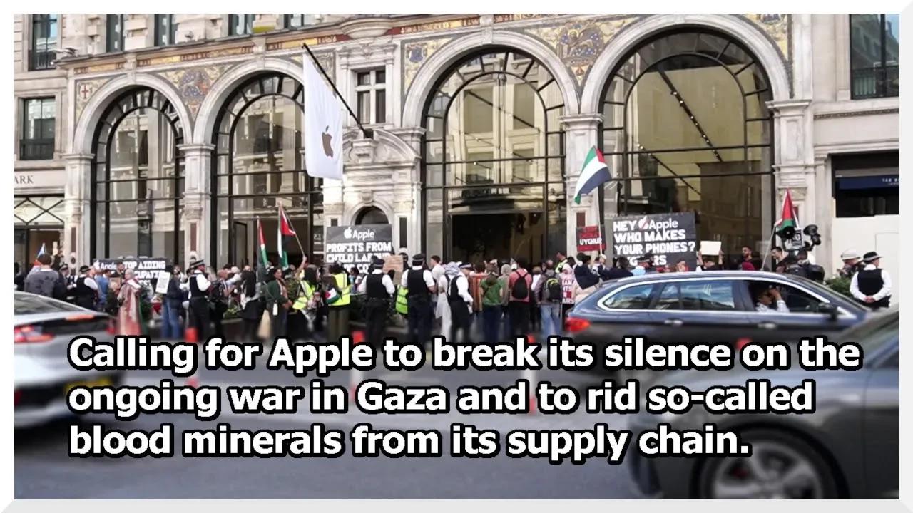 Protesters In Central London Boycott iPhone 16 At Apple Store Over ...