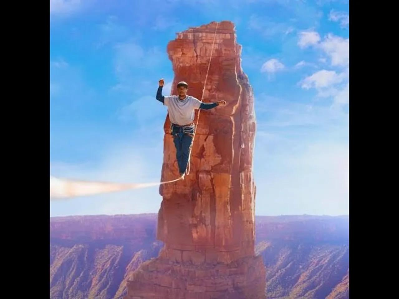 Conversation with Ari Delashmutt