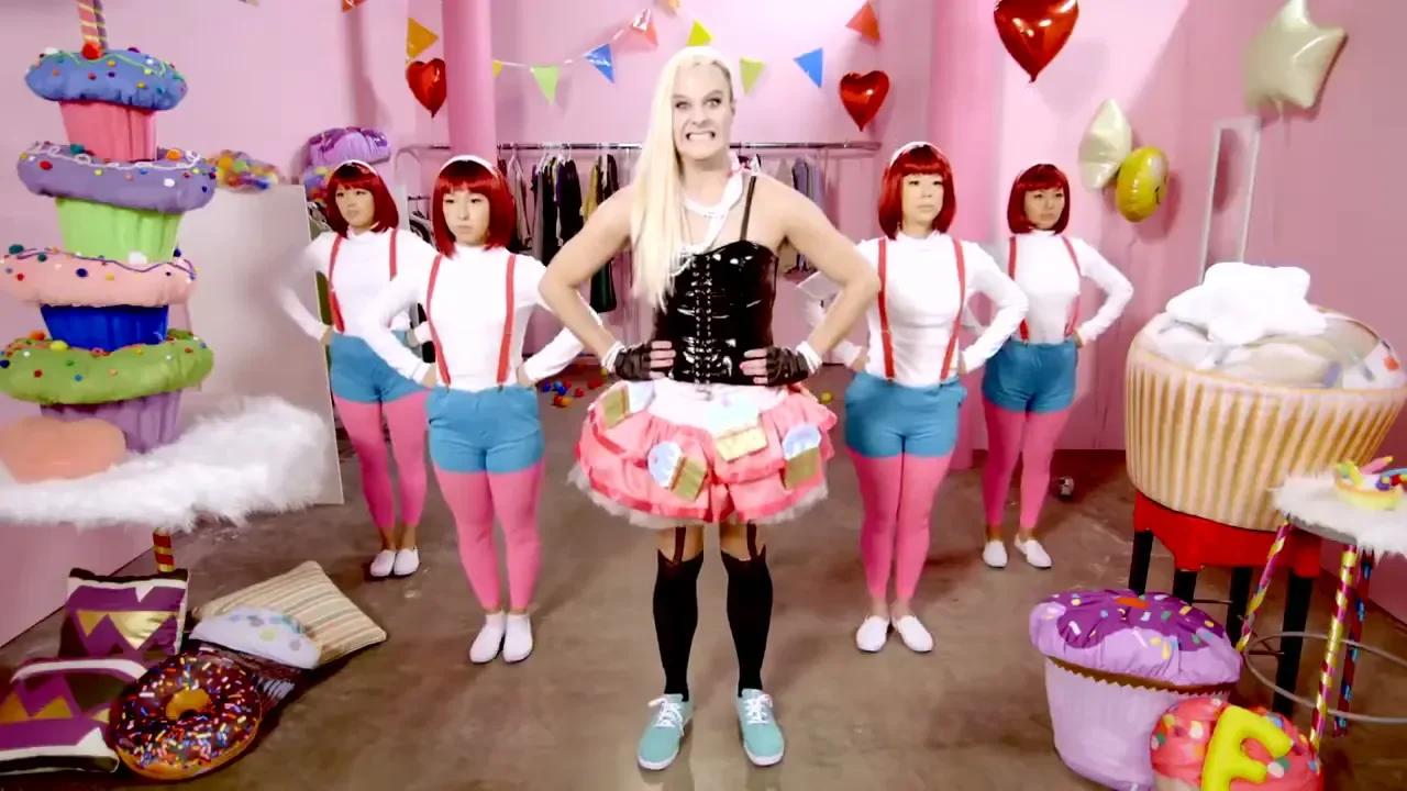Bart Baker Avril Lavigne Hello Kitty PARODY (Re-Chipmunked Version)