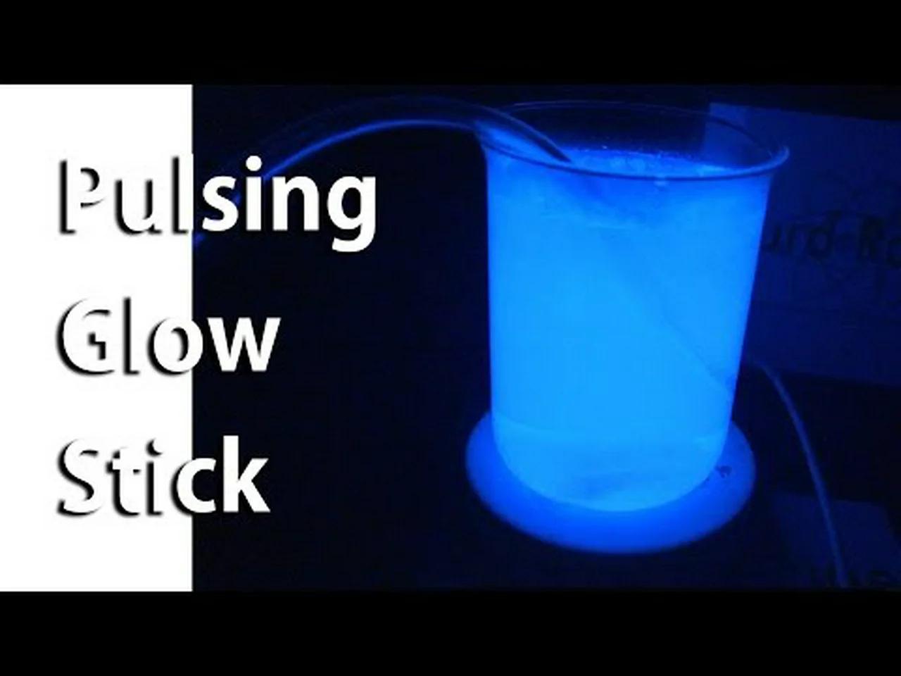 The Pulsing Glow Stick - Oscillating Luminol Clock Reaction