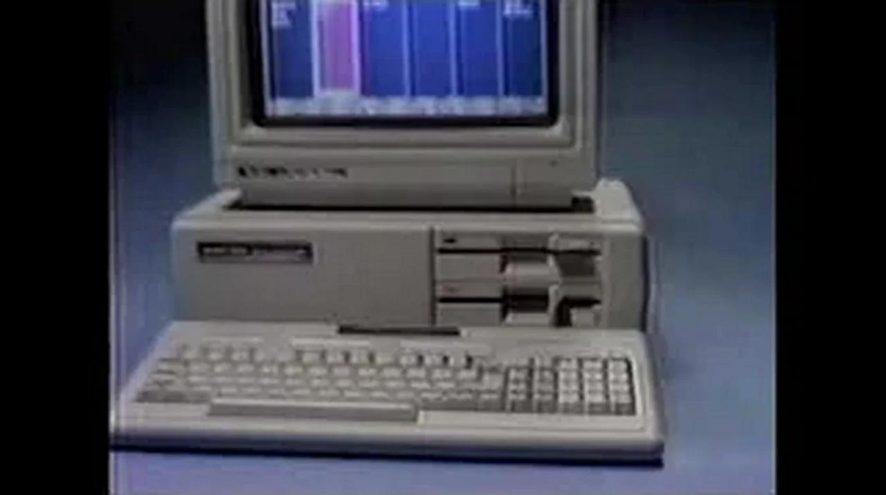 Radio Shack Tandy Computer | Vintage Computer commercial | 1986