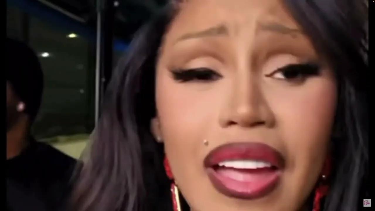 cardi b breaks down crying and curses out offset on IG live
