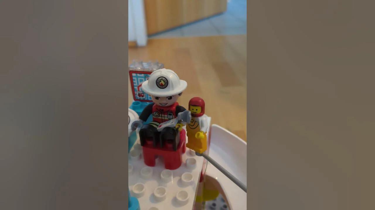 Lego Postman und der Duplo Hubschrauber