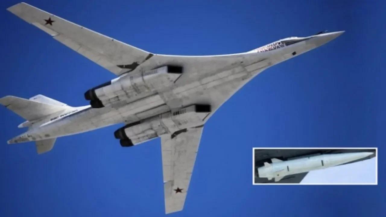 Russian Air Force Started the Incredibly Powerful Tu-160 Aircraft