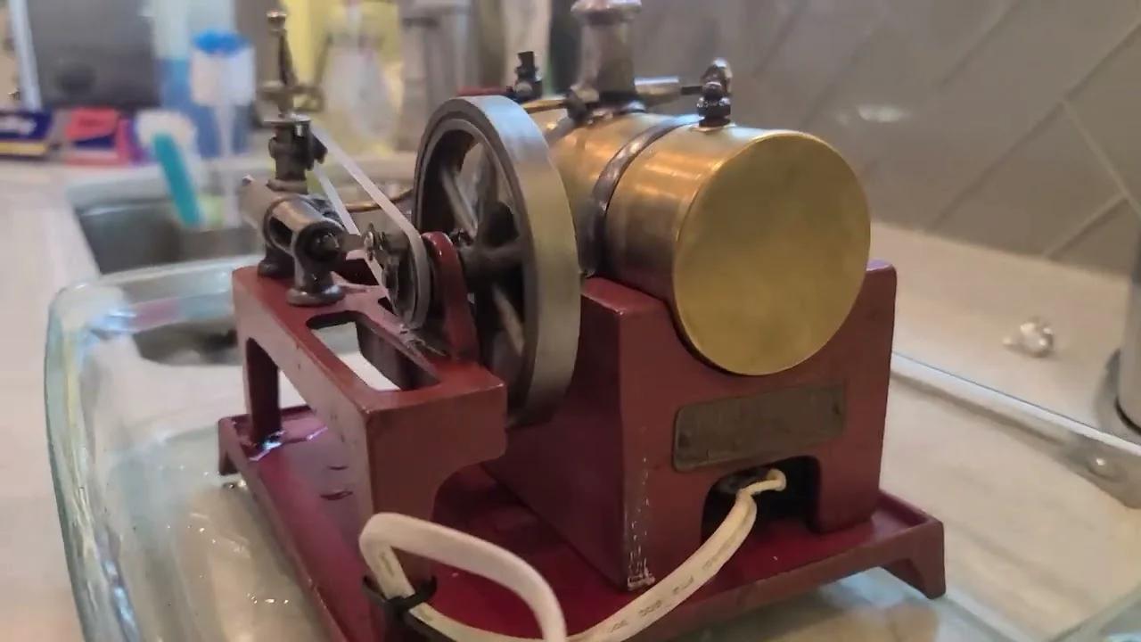 Weeden Mfg Co, Toy Steam Engine, Model 648 (restored to functionality)