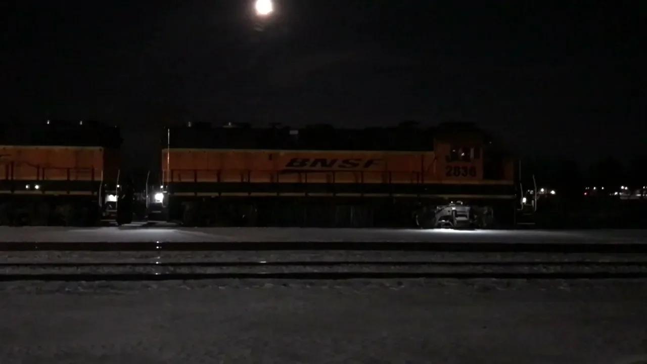 BNSF EMD Idle