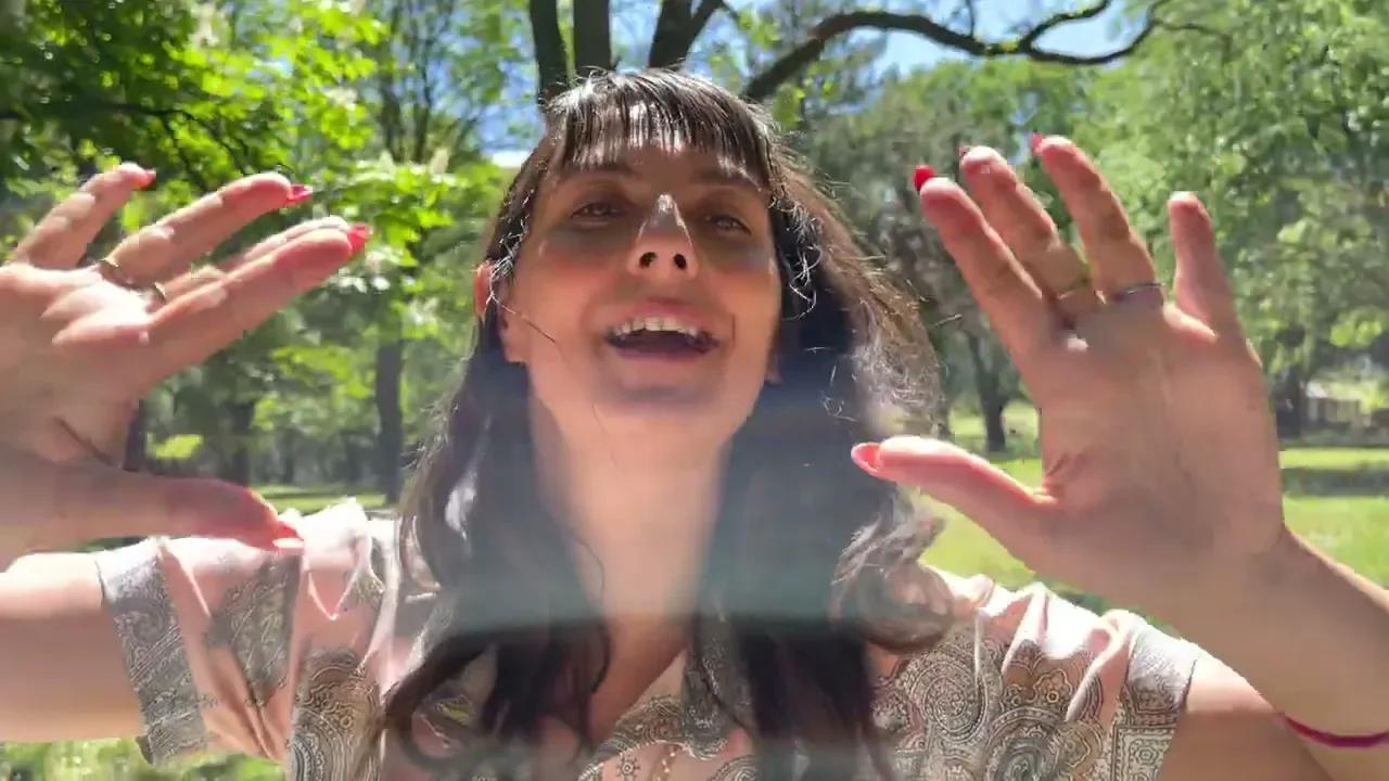 Leeches Therapy Finale with Tsetsi: Leech removal from skin & bandaging ...