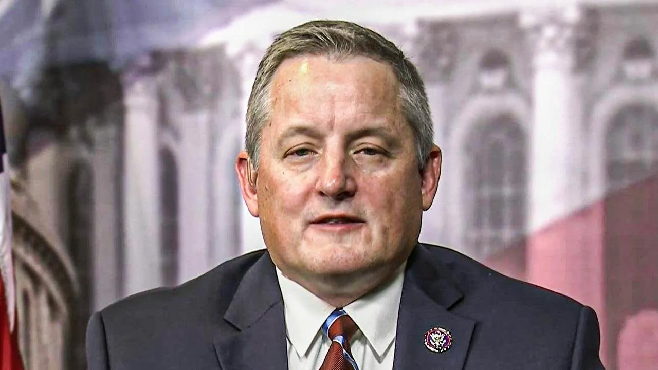 Republican Congressman Barricaded Himself In Bathroom With Sword During ...