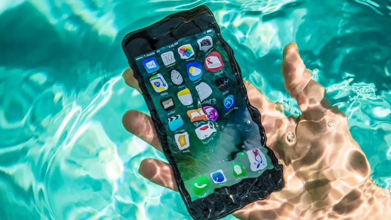 Top 5 Best Waterproof Phones In 2022