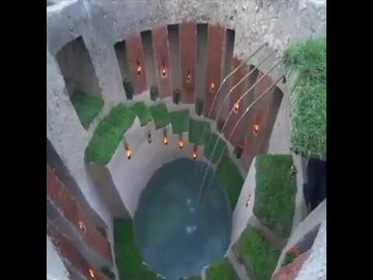 Man Builds Underground Paradise In Jungle (Real Life Minecraft) (72719A)