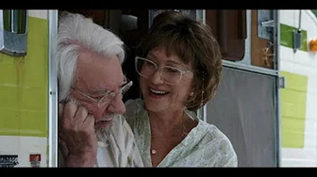 Helen Mirren and Donald Sutherland in The Leisure Seeker