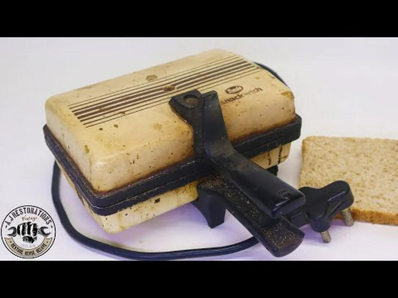 Vintage Berda Snackwicher Restoration