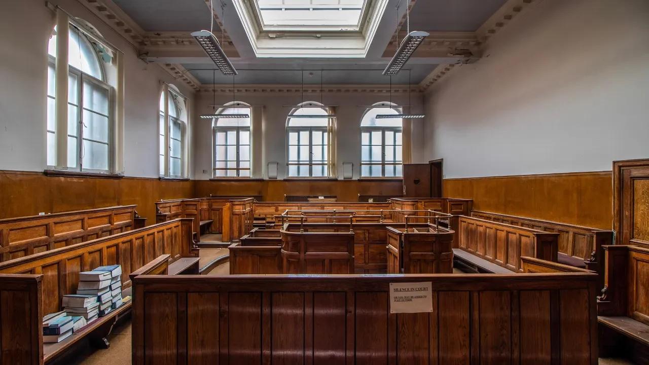 Exploring an Abandoned Courthouse with Beautiful Architecture