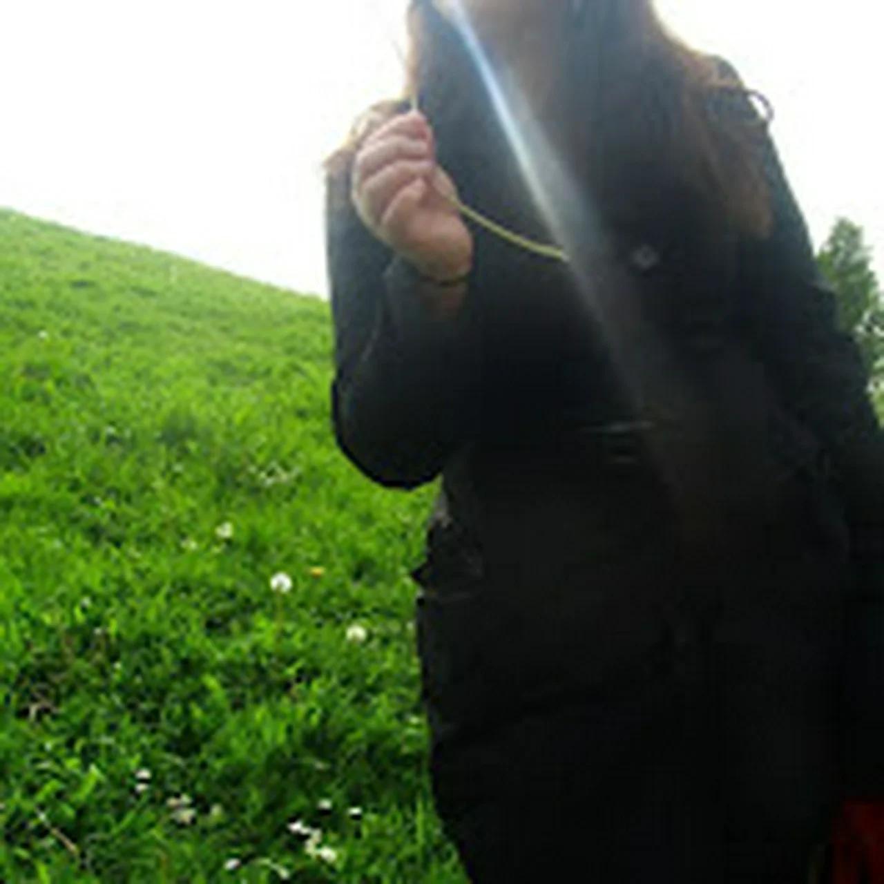 Jen the INFP - Chaotically Minimal