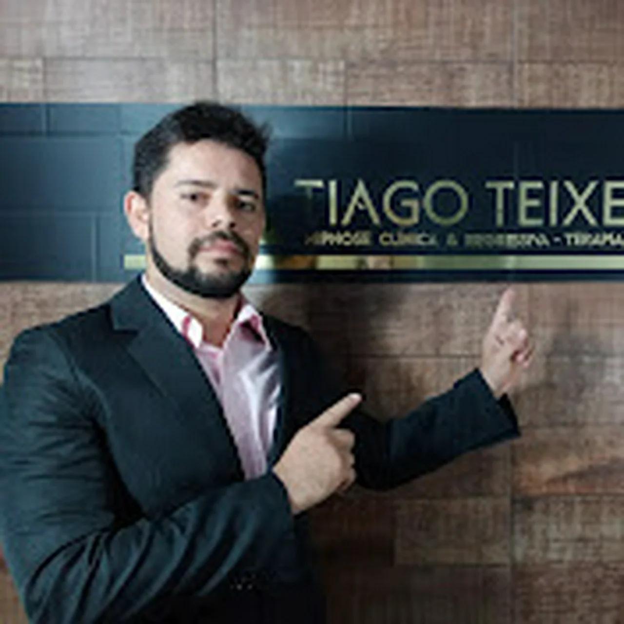 Prof. Tiago Teixeira