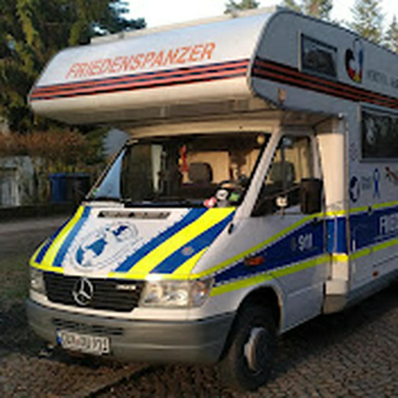 Friedenspanzer Lieferdienst