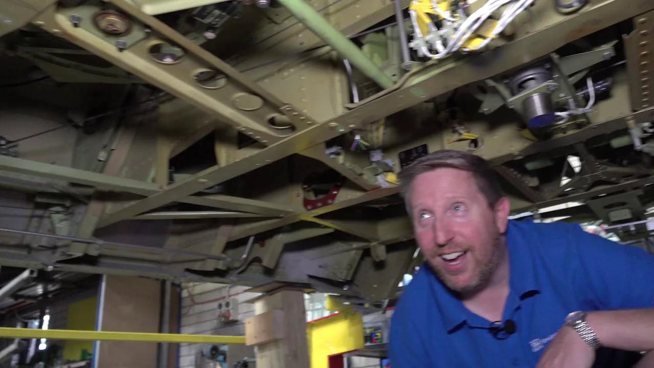 EEVblog #1268 - DIY Boeing 747 Cockpit Simulator Full Tour