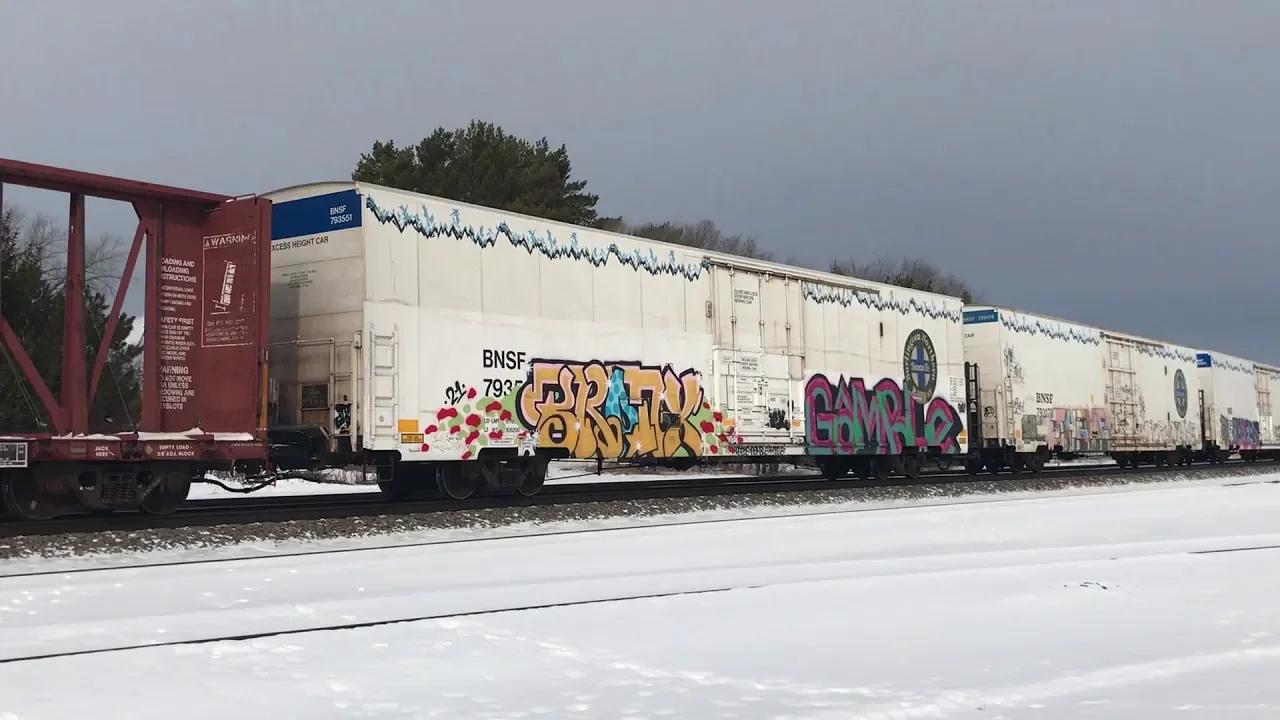 BNSF MIXED FREIGHT