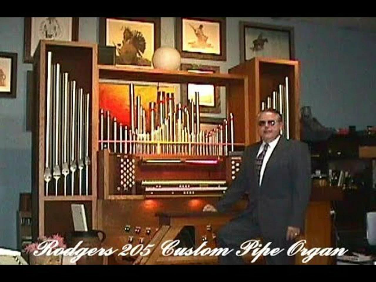 Rodgers 205 Custom Pipe Organ- Ron's Music & Midi Studio Wharton Texas.