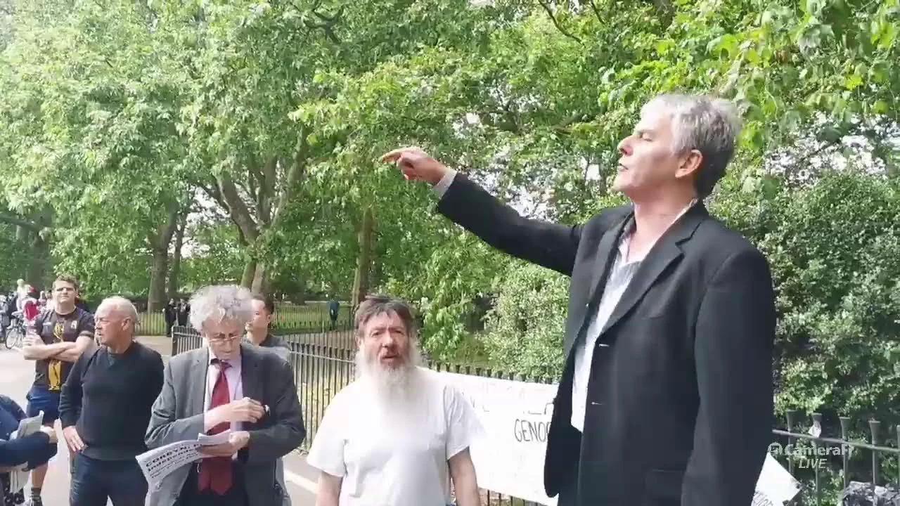 Heiko Khoo at Speakers Corner on the forthcoming Putney Debates