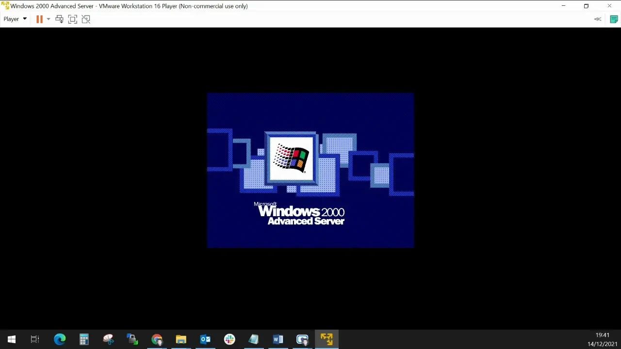 🟢 Virtualización de un WINDOWS 2000 ADVANCED SERVER via ISO en VMWARE WORKSTATION PLAYER 💿