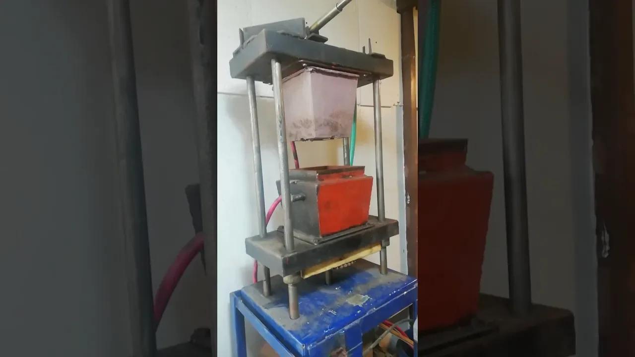 Making recycled plastic eco pots