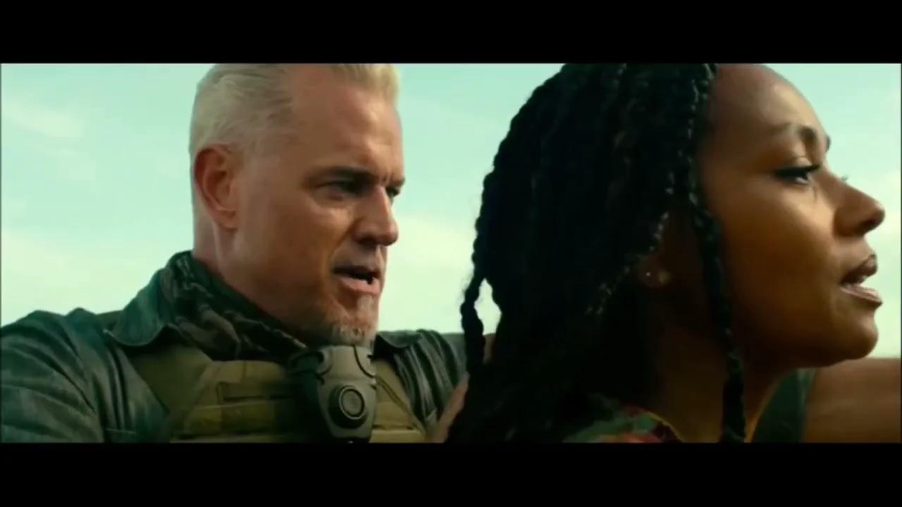 Random Villain Defeats DCLXXII