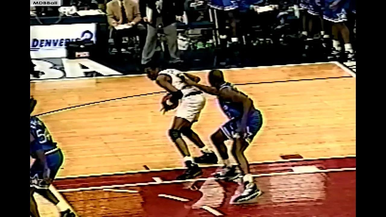 NBA On TNT - Shaq Battles DPOY Dikembe Mutombo! Magic @ Nuggets 1995