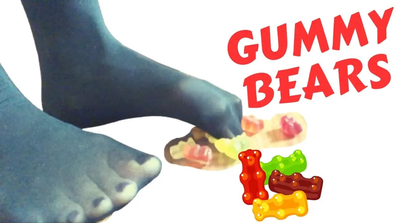 Asmr Giantess Trampling Gummy Bears In Pantyhose 女巨人絲襪踩小熊軟糖