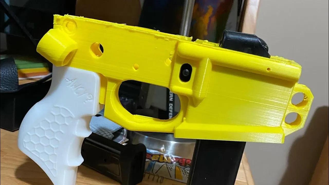 My Newest Project: 3D Printable Colt Mag AR9 Lower