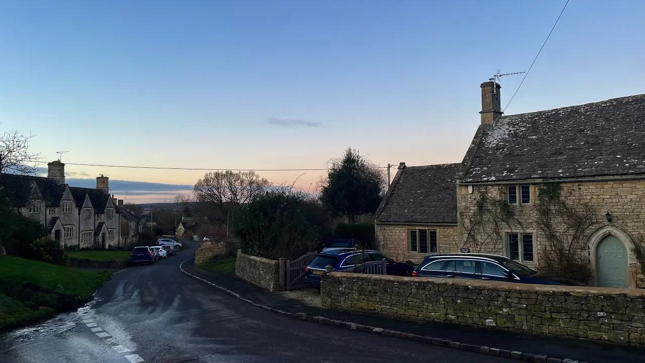 Enchanting Twilight Walk in Windrush Village : Cotswolds, ENGLAND