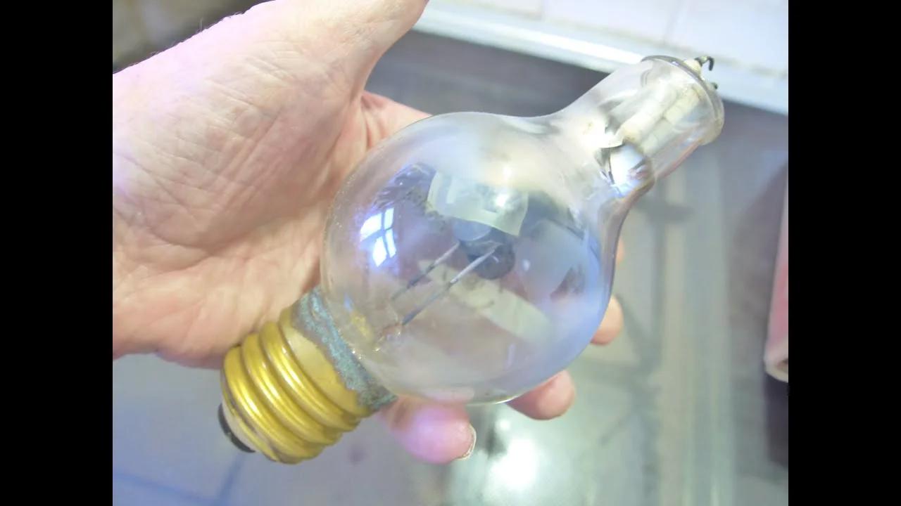 Tungar valve rectifier.