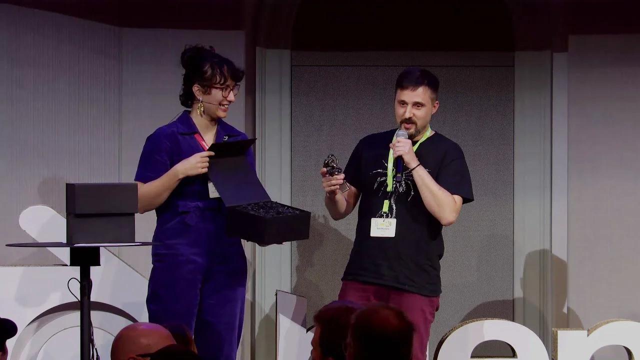 Lightning talks and Suzanne Awards ceremony