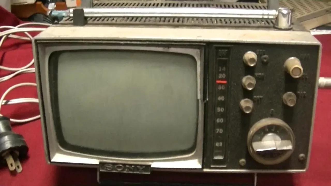 1966 Sony 5-307 Micro TV Overview and Tune Up Vintage Television