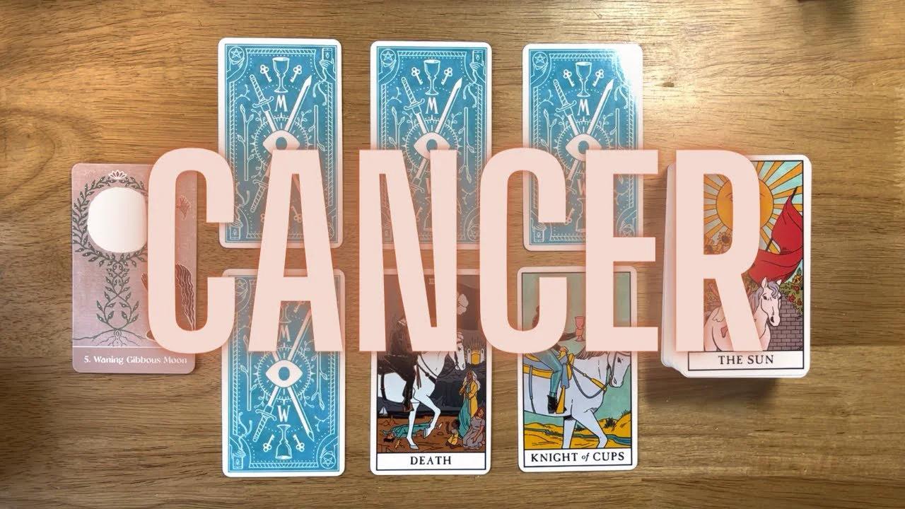 Waning Gibbous Moon - CANCER ☀️🌙⬆️ tarot reading