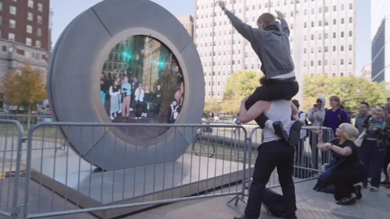 PORTAL Live Stream Opens in Philadelphia's Love Park - PENNSYLVANIA