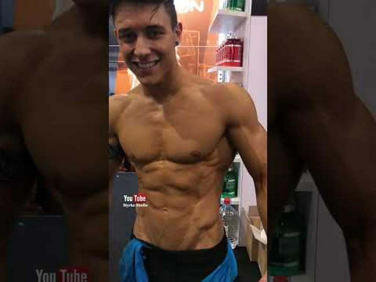 Fitness Super Shredded Muscle Model Bodybuilding Florian Wolf FIBO ...