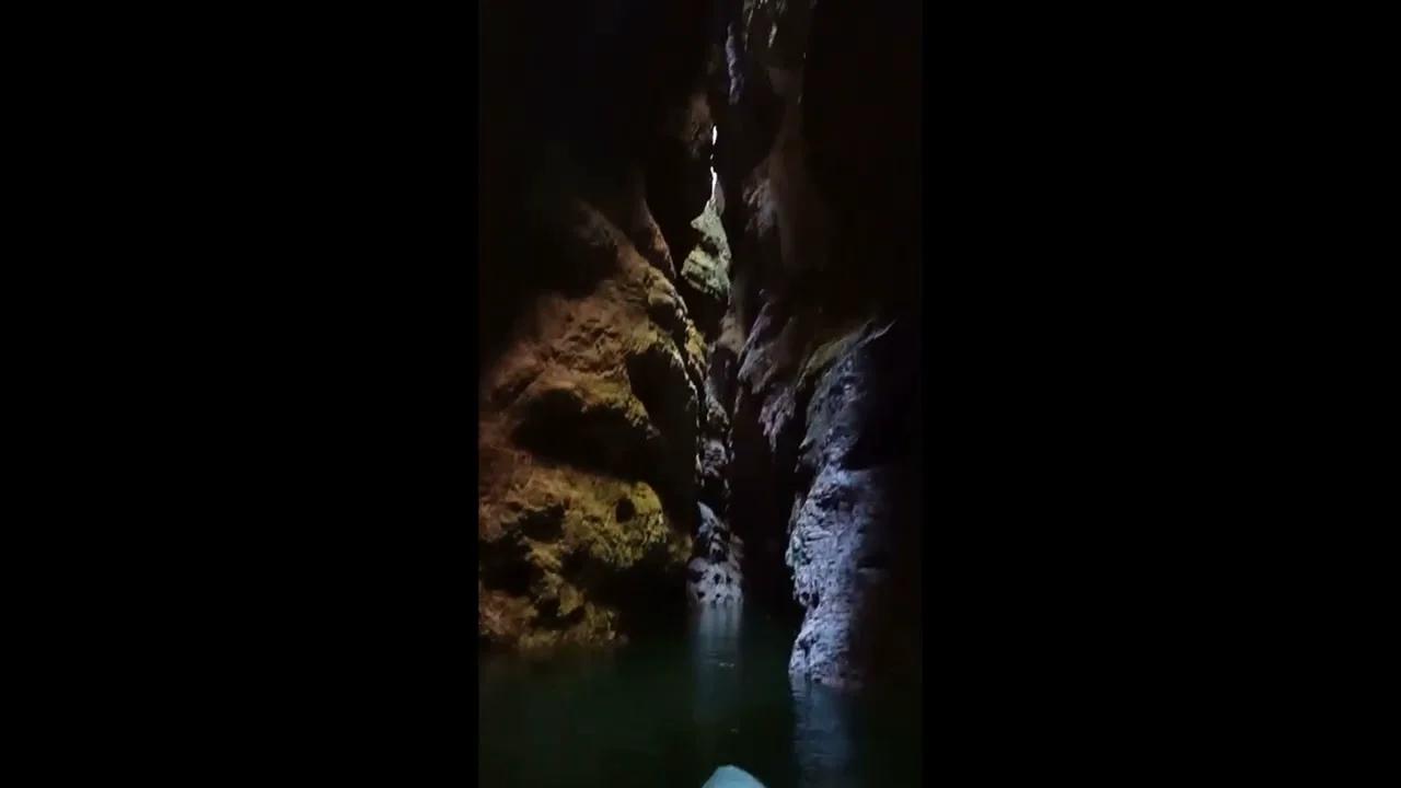 Canyon Rio Novella in canoa sul lago di Santa Giustina, Cles (Tn)
