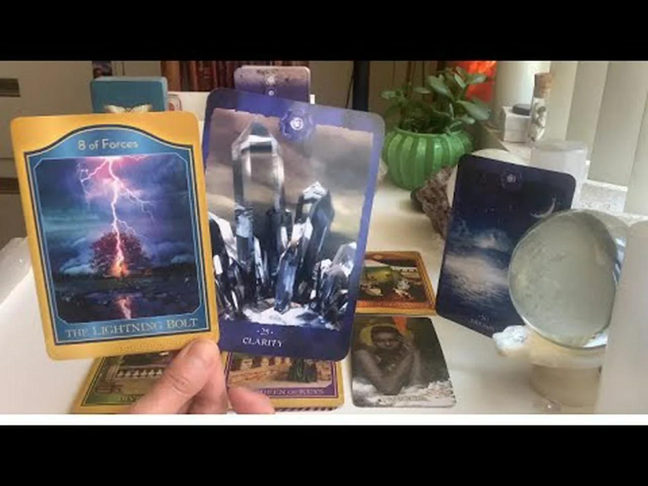 Leo ♌️ “Lightning Strikes & It All Becomes Clear!” June Tarot & Oracle ...