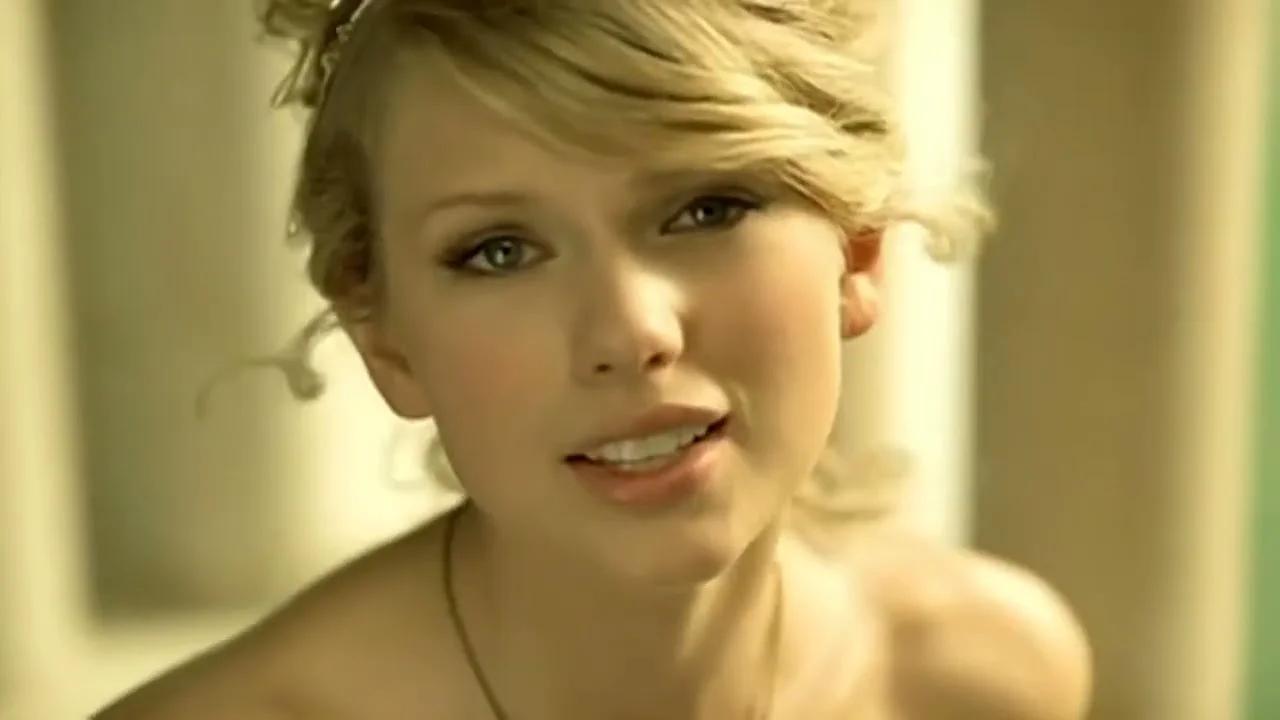 Taylor Swift - Love Story (Disco Fries Beat Of Your Heart Edit)