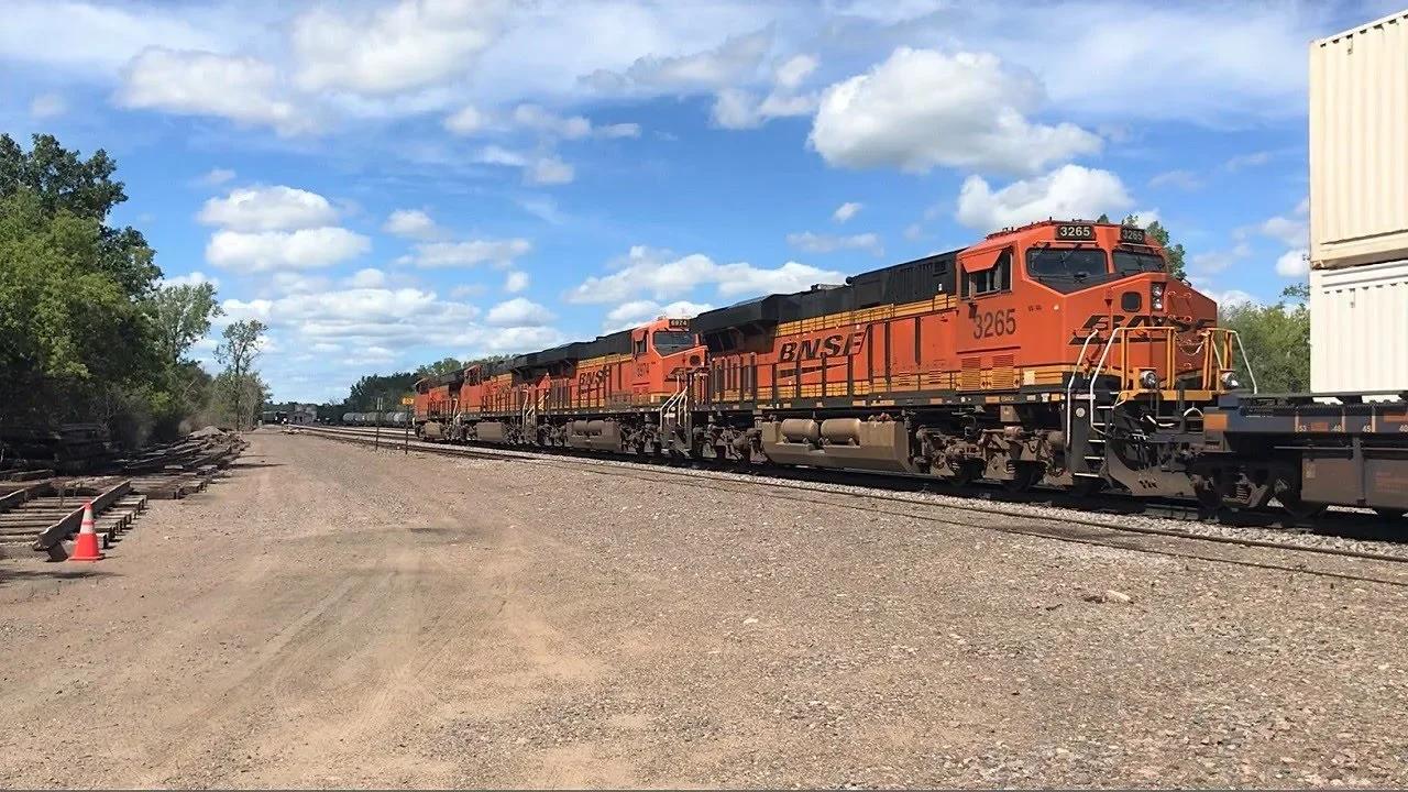 BNSF Intermodal Westbound