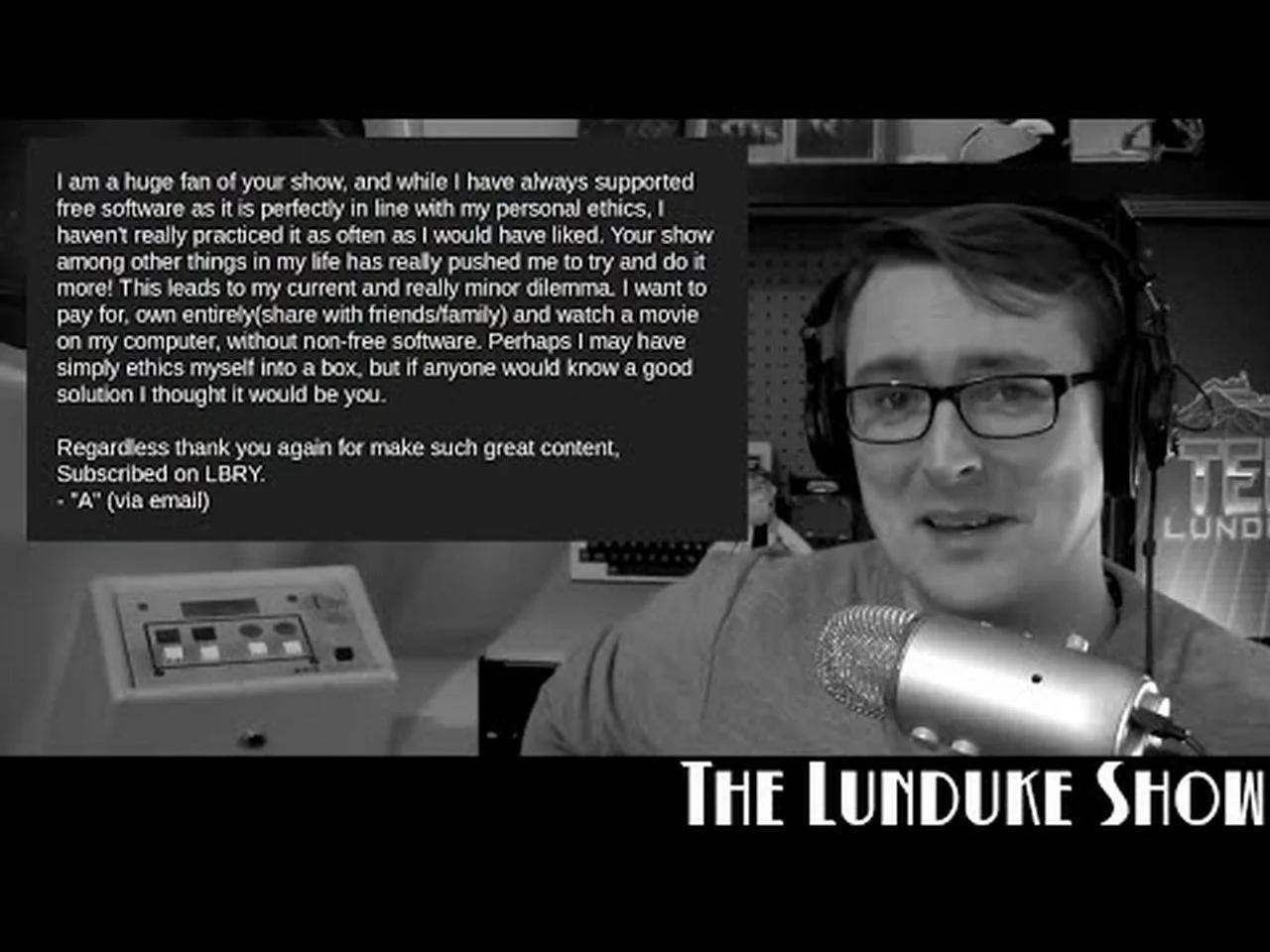 On watching movies entirely with Free Software