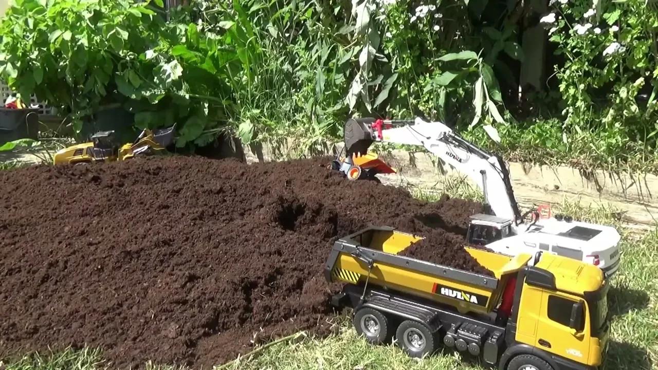 Crazy fun adventures. not today Excavator Dumper side kick loading