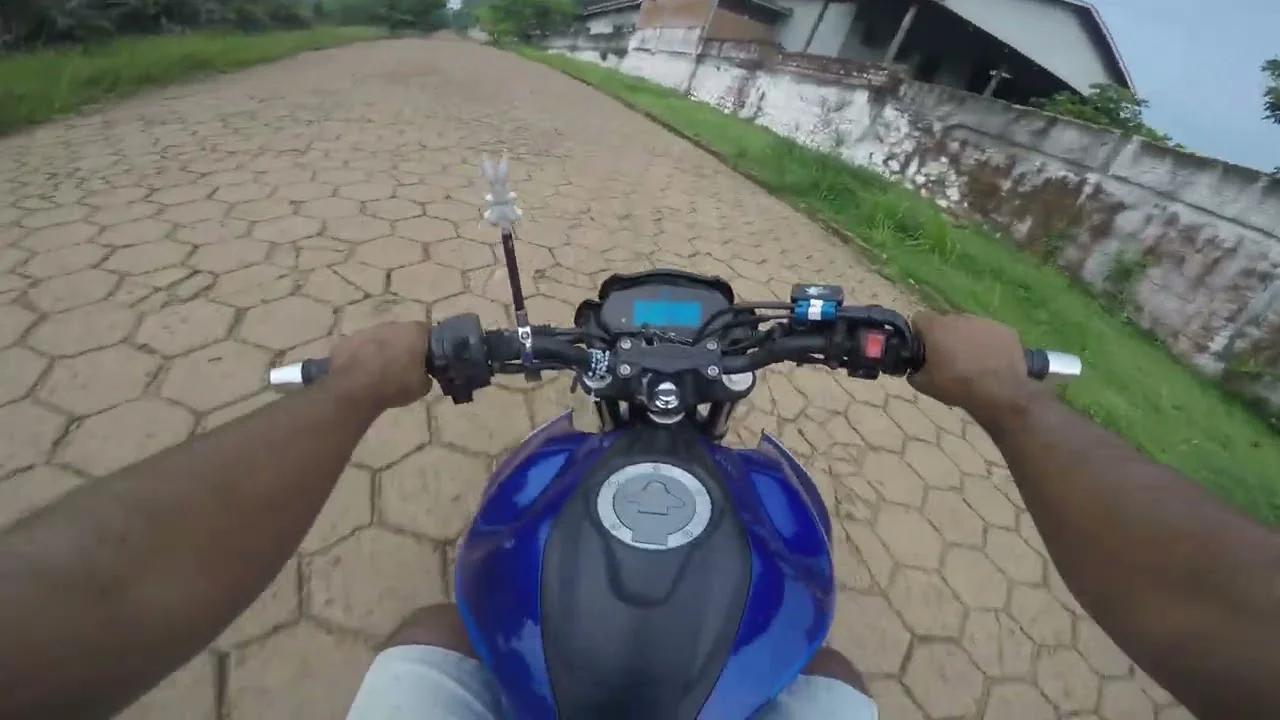 FAZER 250 COM ESCAPAMENTO DORE