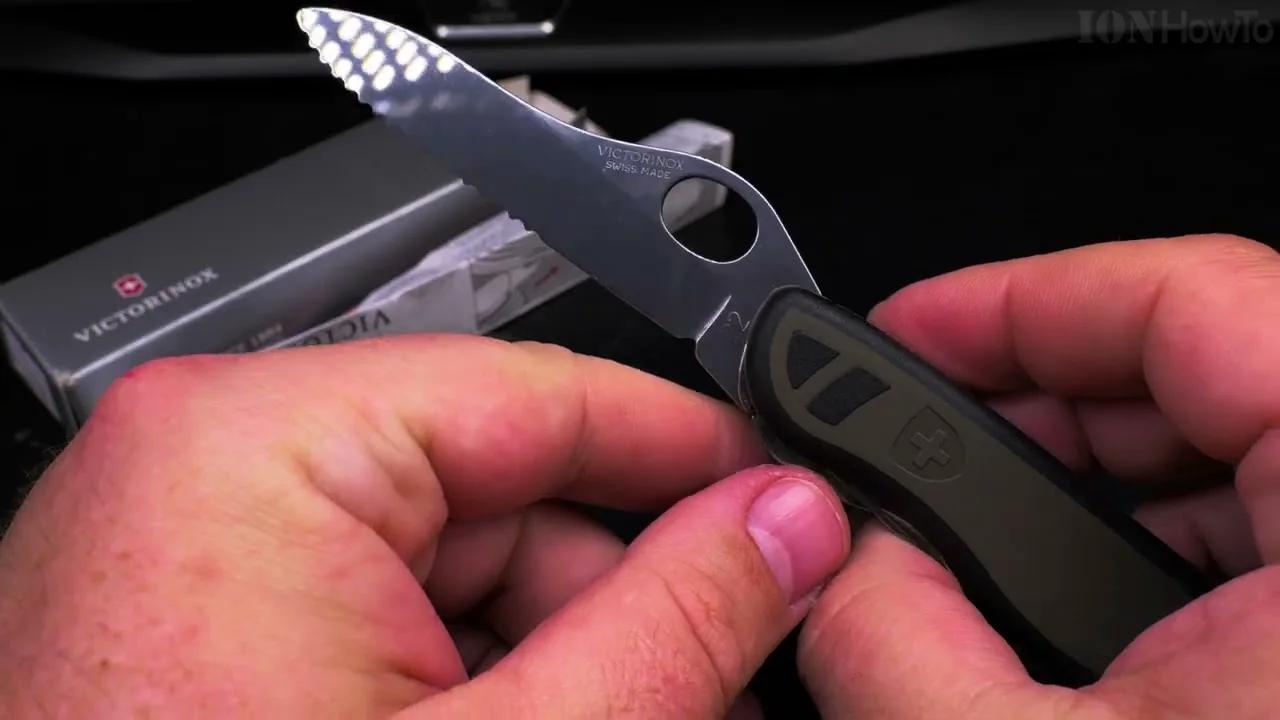 Detailed Victorinox Soldier Swiss Army Knife Functions Close Look