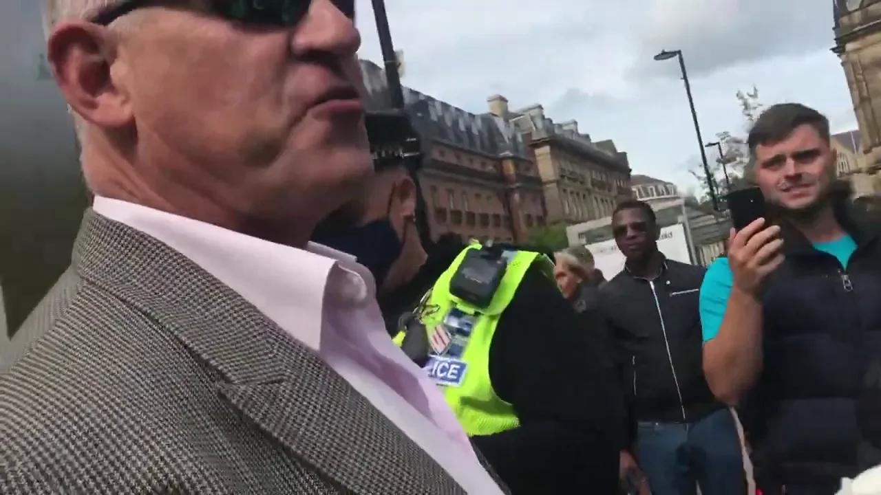 Mark Steele Confronted By Police in Sheffield