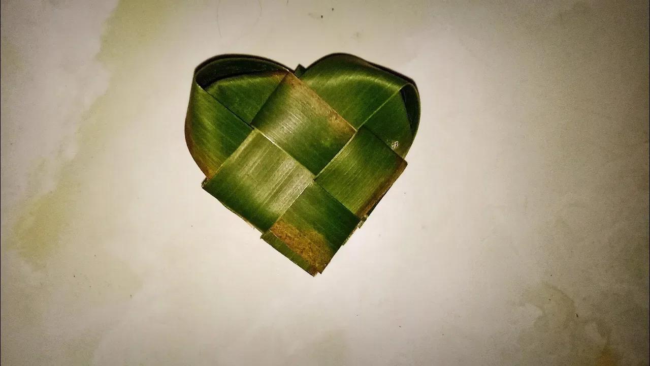 How to make a Coconut Leaf Heart - Coconut Leaf Crafts - Palm Leaf ...