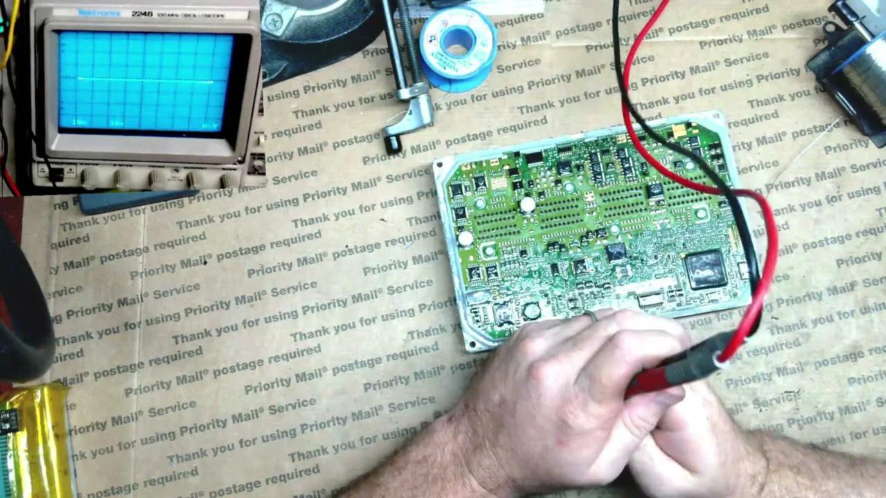 Fixing faulty Jeep ECU for missing alternator control signal #ecurepair #electronicsrepair #repair