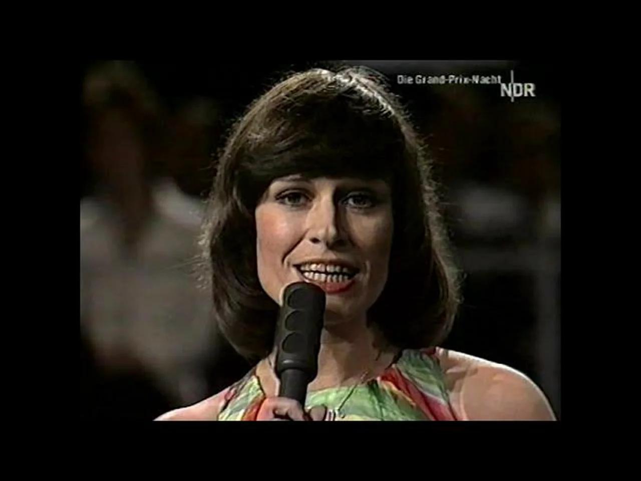 1975 Mary Roos - Eine Liebe ist wie ein Lied (Deutscher ESC ...